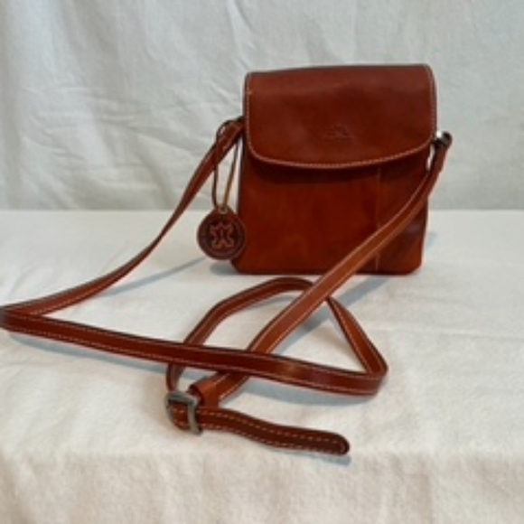 Tony Perotti | Bags | Tony Perotti Italy Leather Crossbody | Poshmark